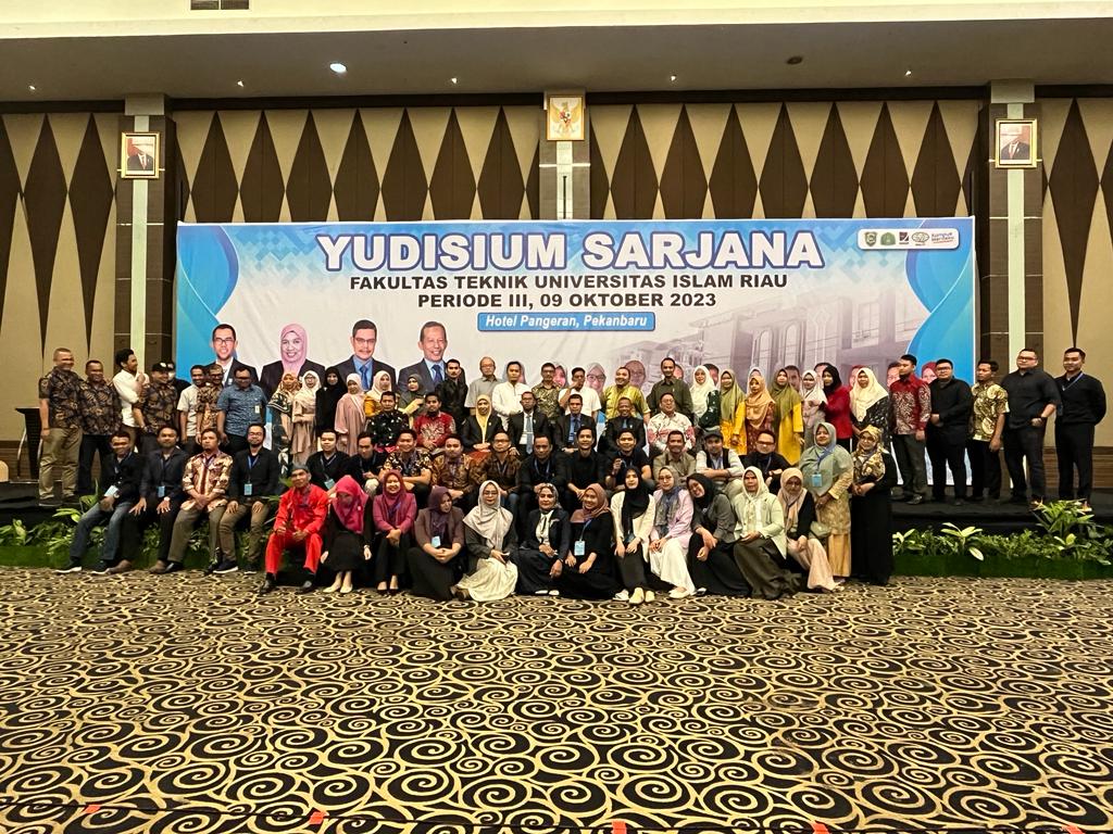 Fakultas Teknik UIR Yudisium 377 Mahasiswa, Siap Menebar Manfaat ...