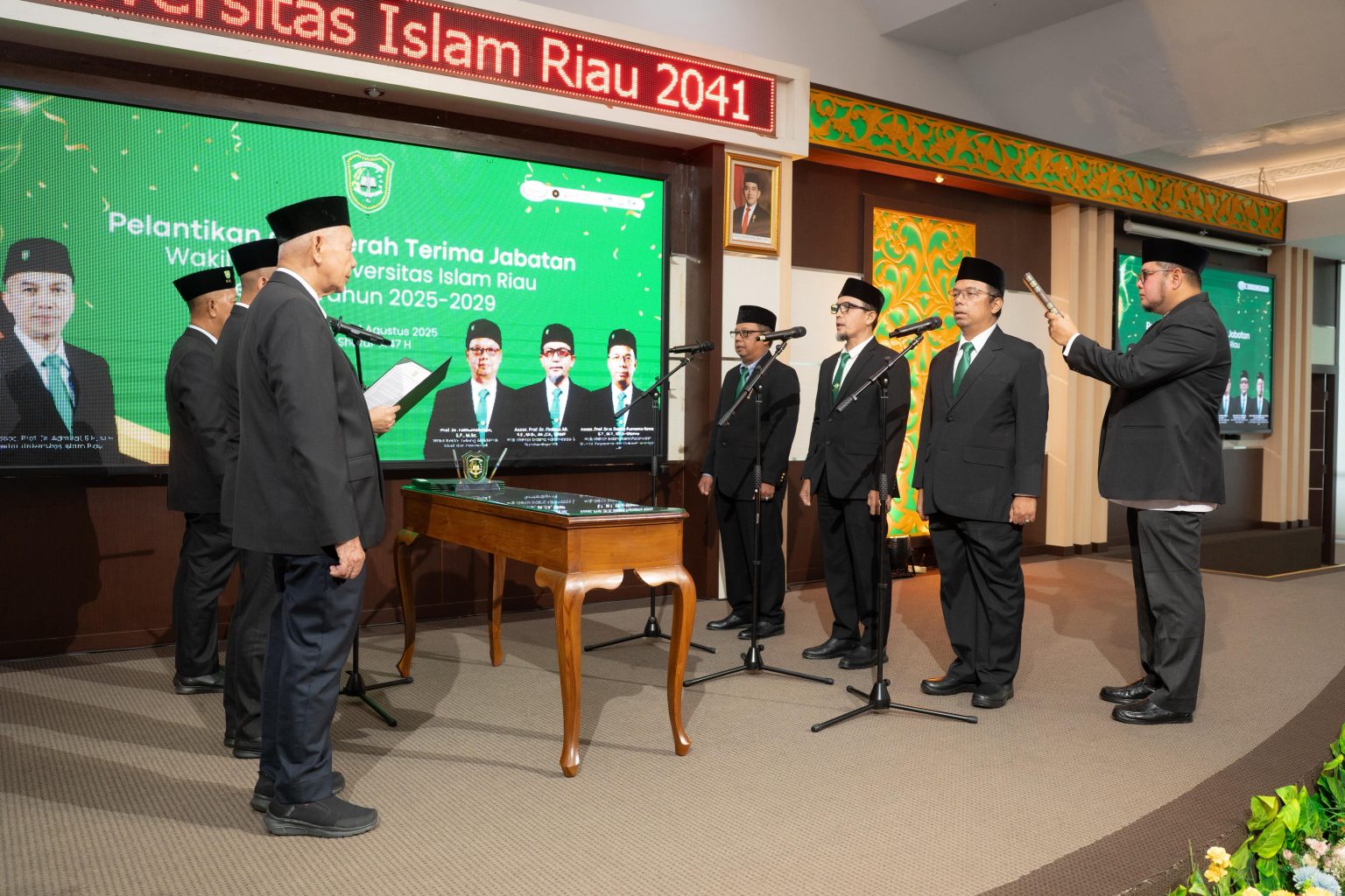 Profil Singkat Tiga Wakil Rektor Universtas Islam Riau Periode 2025 ...
