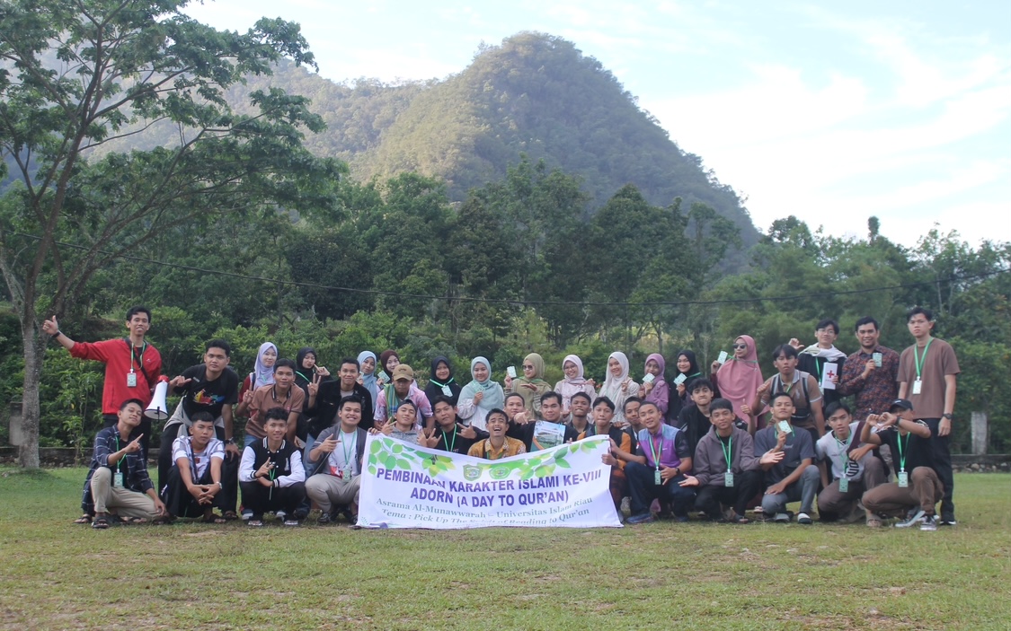 Logo dan Standar Komunikasi Merek Universitas Islam Riau (UIR ...