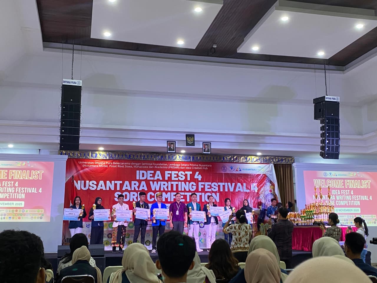 UIR Sabet Silver Medal dan Favorite Poster pada lomba Nusantara Writing ...